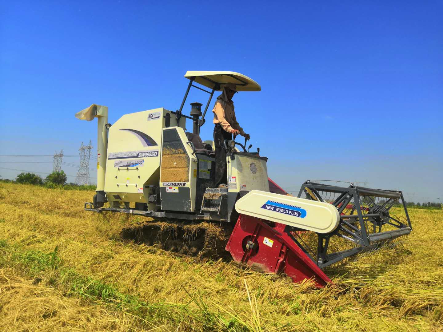 FMWORLD Feilong Combine Harvester | FMWORLD Agricultural Machinery